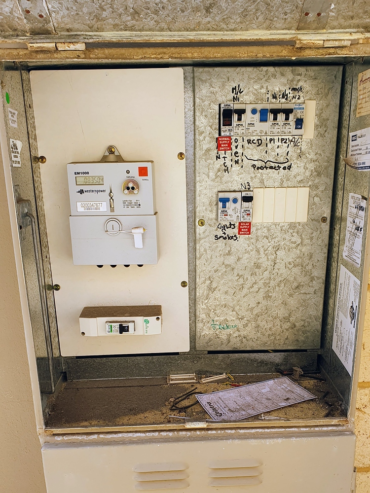 Is it legal to install an iotawatt inside a meter-box in Australia ...